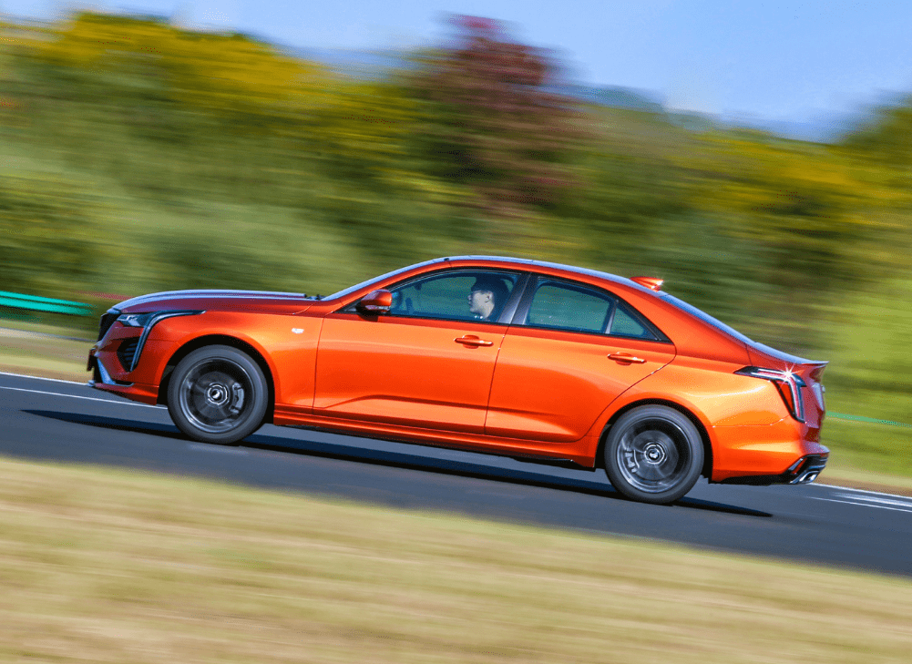 豪华品牌内卷20万中级车市场 凯迪拉克CT4究竟如何_搜狐汽车_搜狐网