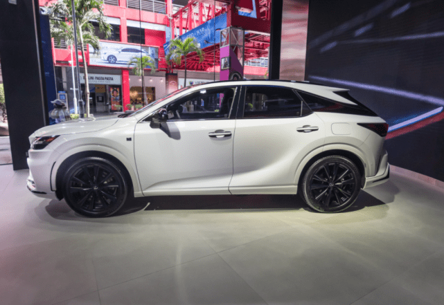 雷克萨斯拿出硬菜，RX和Q7同级，全新2.4T+四驱8AT，进口方式引入_搜狐汽车_搜狐网