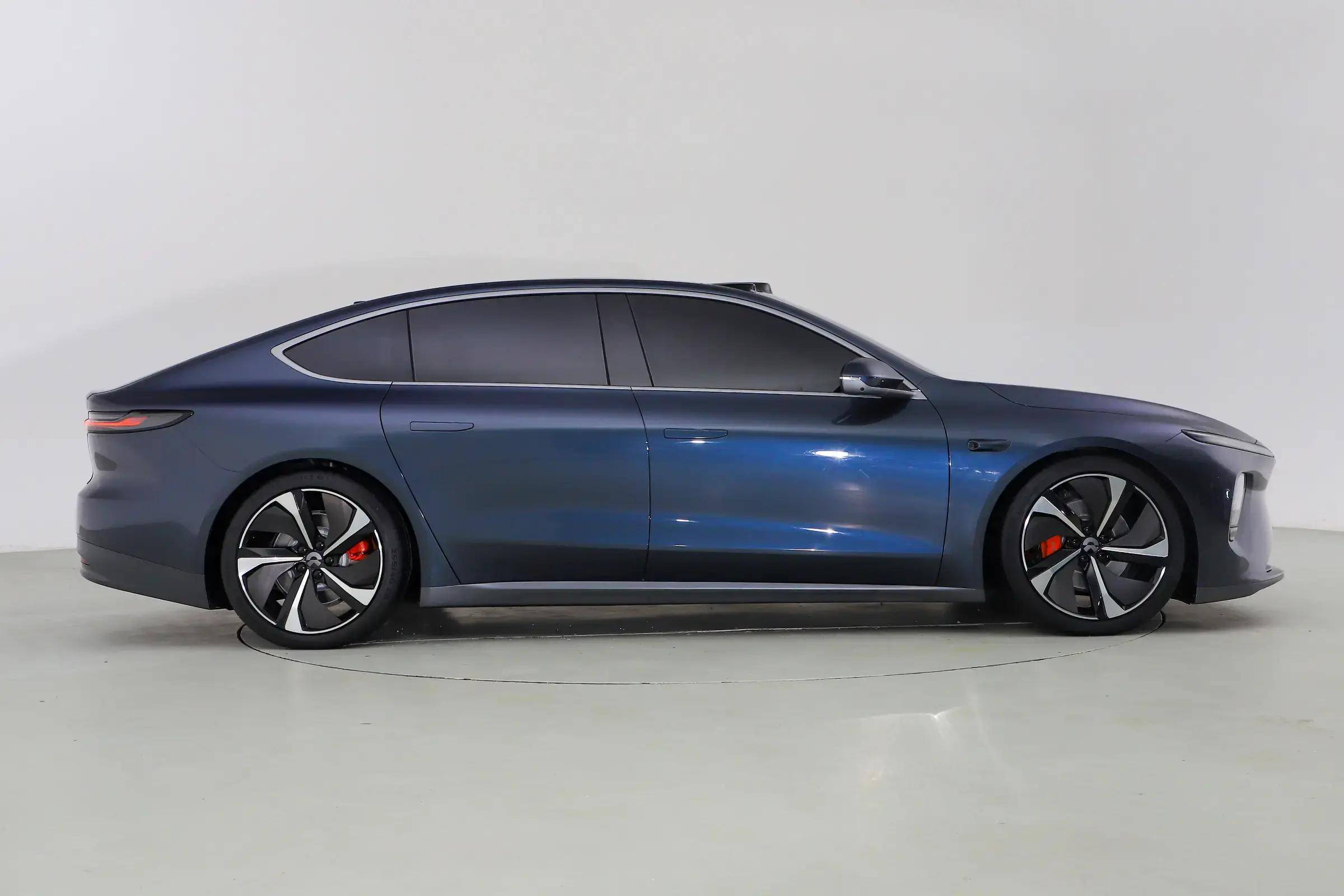 11个月销量超2万辆，蔚来ET7为何如此受欢迎？_搜狐汽车_搜狐网