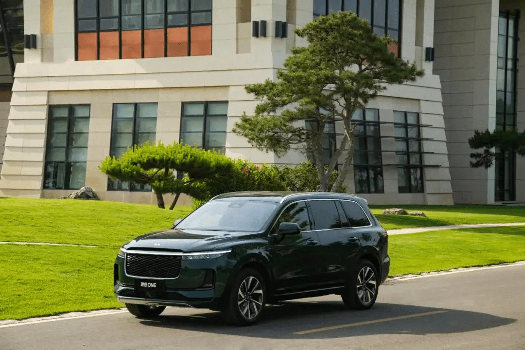 拿铁DHT-PHEV、问界M5详细对比，入手哪款不吃亏？_搜狐汽车_搜狐网