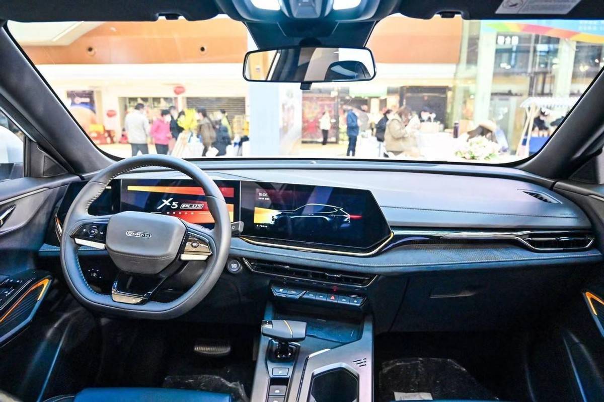 新运动智趣SUV—欧尚X5PLUS正式上市，售价9.59万起_搜狐汽车_搜狐网