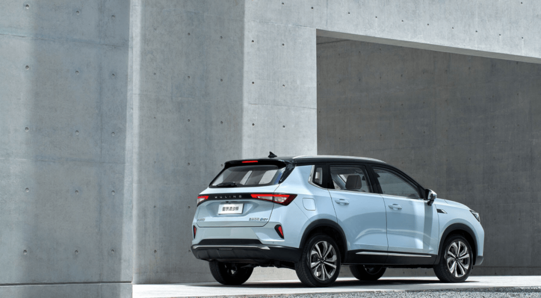 别再问我油耗！这些SUV百公里就5L！售价10W起！_搜狐汽车_搜狐网