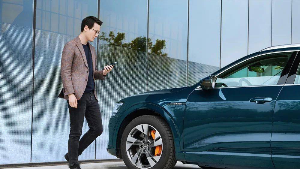 奥迪旗下多款车型已开启Audi connect OTA远程升级_搜狐网