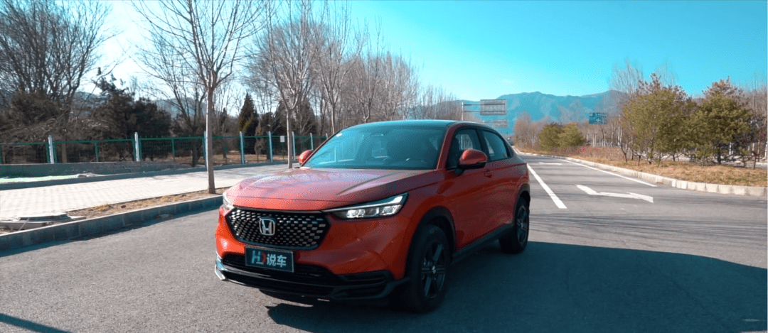 年轻人的快乐秘诀 长安UNI-T对比本田XR-V_搜狐汽车_搜狐网