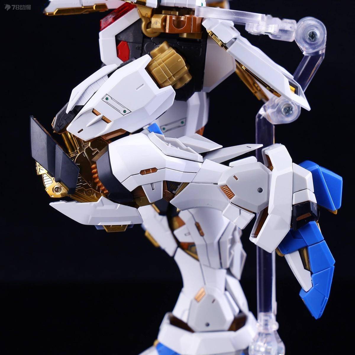 78官测：MG MGEX 强袭自由高达_细节_骨架_金色