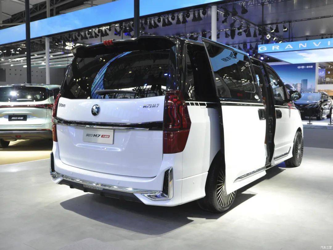 轴距长过GL8、赛那！2.0T+8AT的国产车，气场比肩埃尔法！_搜狐汽车_搜狐网