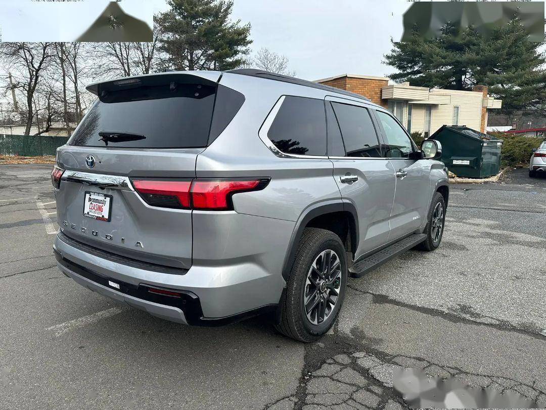 新丰田红杉：威猛大气，陆巡同平台，3.5T+10AT，空间超越途锐_搜狐汽车_搜狐网