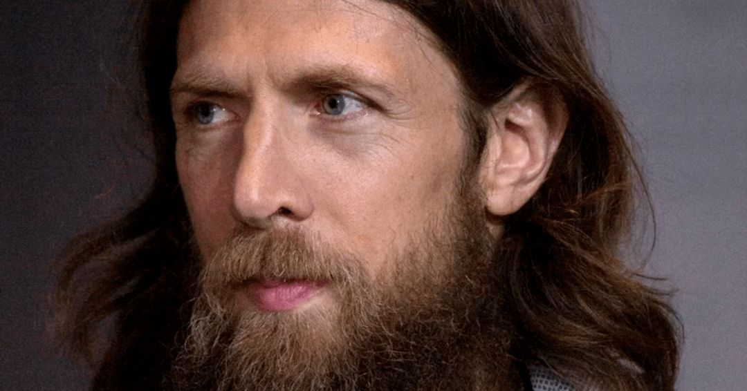 丹尼尔森回忆WWE主席问他AEW有WWE好吗，AEW社区更名，马克亨利&大秀哥等人升职_团队_文斯麦克曼_计划