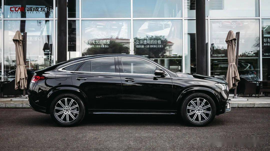 车龄就几个月，公里数不大，就能省10多万！【奔驰GLE轿跑 2022款 GLE350 4MATIC 轿跑SUV 时尚型】_搜狐汽车_搜狐网