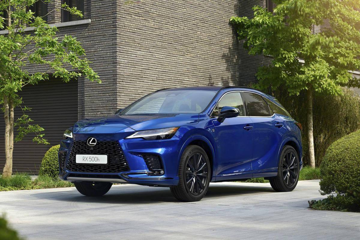 前后夹击 换代后的雷克萨斯RX能招架得住么？_搜狐汽车_搜狐网