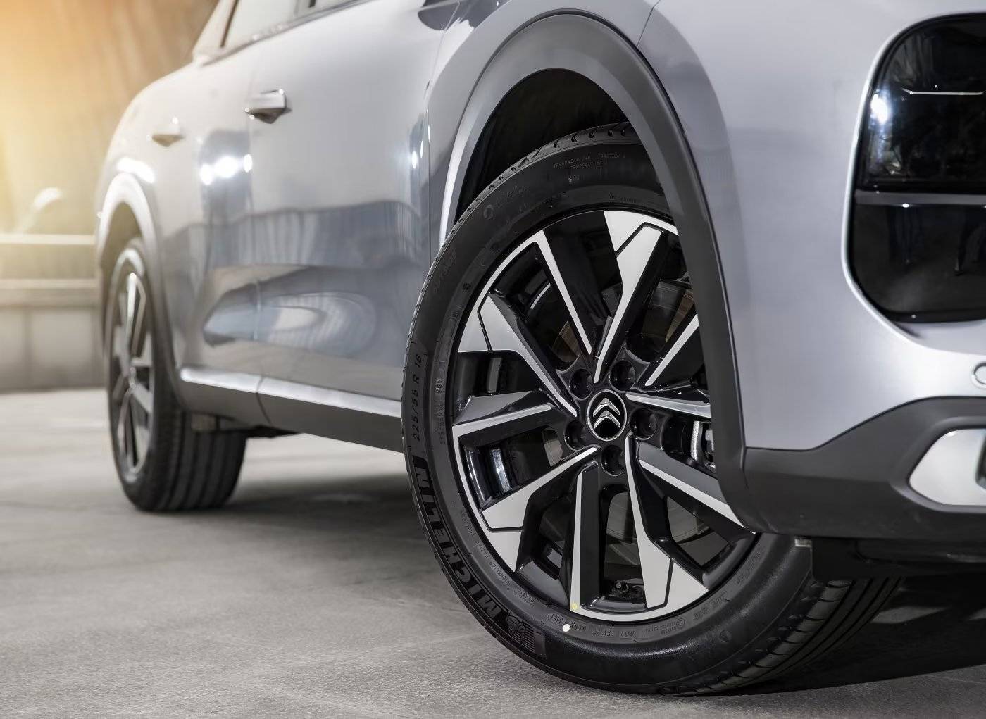 凡尔赛c5x参数配置图，同款车主来谈谈，凡尔赛C5X车友会（877期）_搜狐汽车_搜狐网