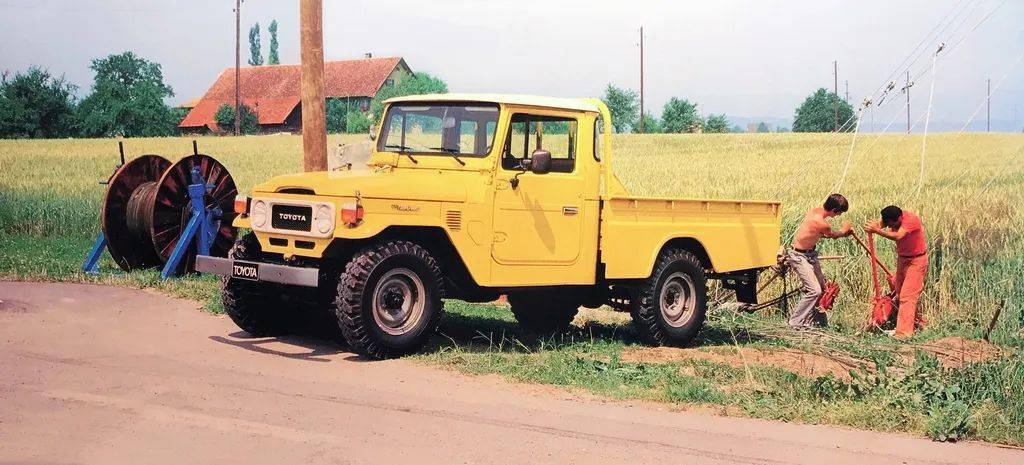 能上山下海，还能带点货，京商1/18丰田LC40 Pickup模型试玩_搜狐汽车_搜狐网