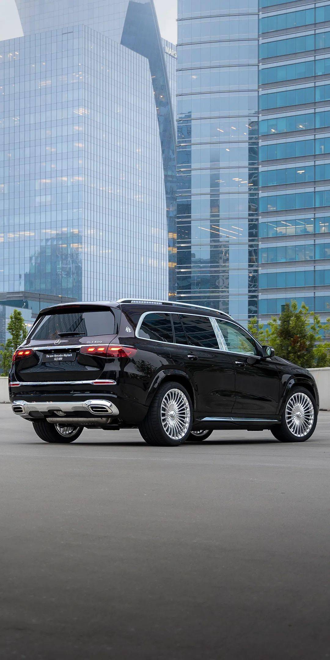 新款奔驰GLS亮相，BJ90接着来啊_搜狐汽车_搜狐网