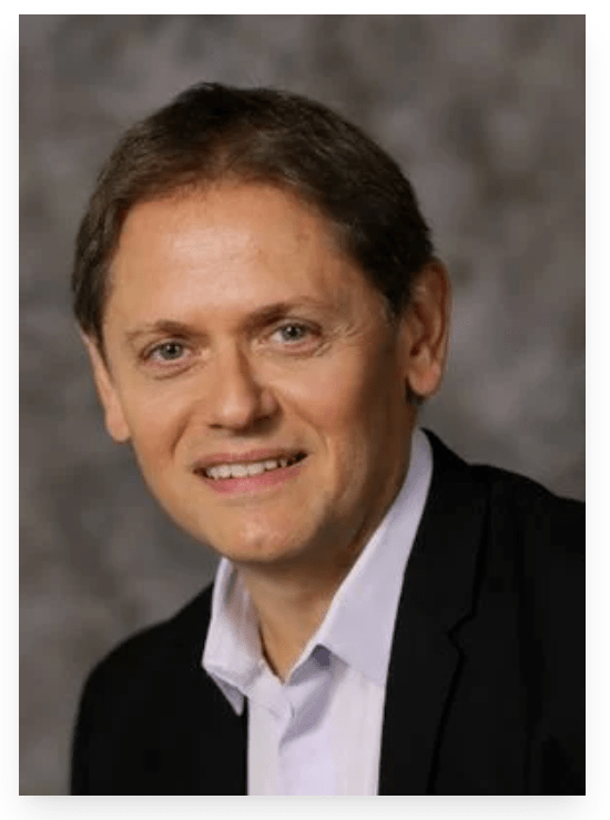 文华东方酒店集团CEO换帅_Laurent_Riley_James