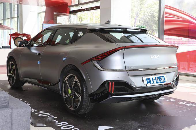 起亚EV6跨界车本月开订！预计售39.98-45.98万元_搜狐汽车_搜狐网