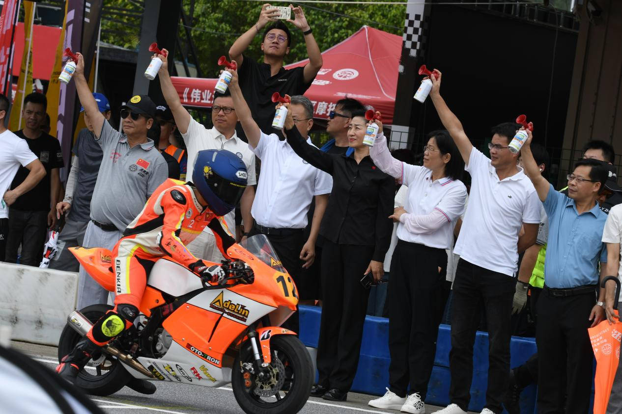 66名车手竞逐2023年粤港澳大湾区摩托车大赛_恩平_MiniGP_广东省