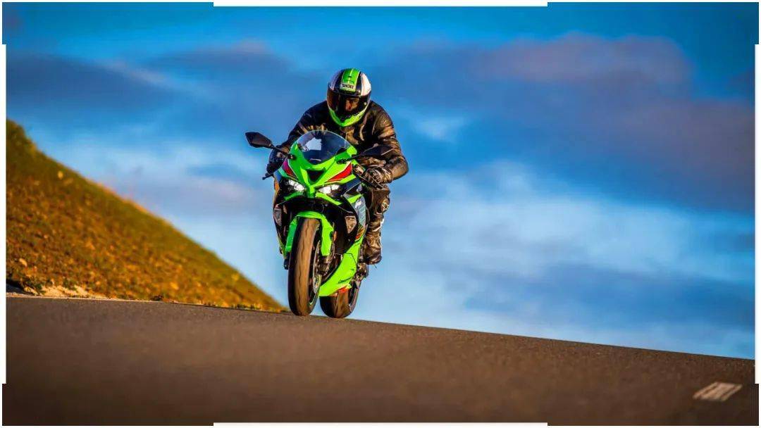 [ KAWASAKI ] 2024 ZX-6R 海外发表：10R 车头、TFT 仪表上身……_搜狐汽车_搜狐网