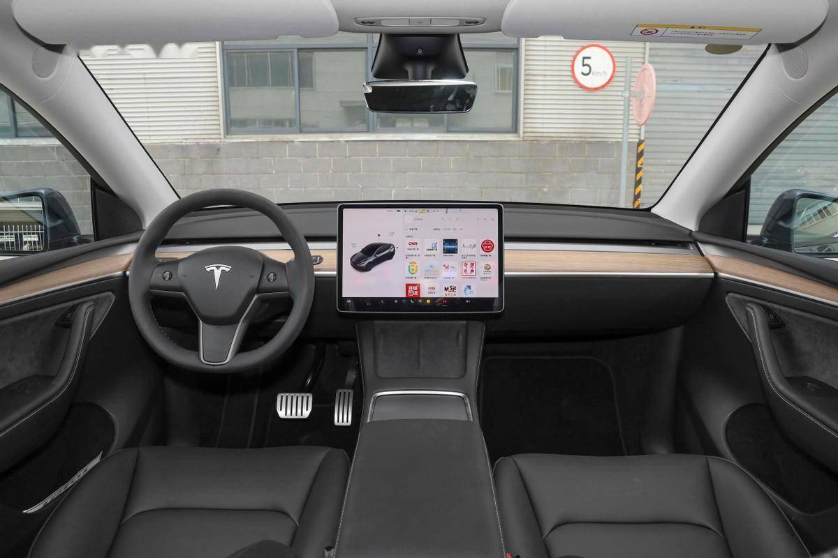 差价10万你会怎么选？深蓝S7对比特斯拉 Model Y_搜狐汽车_搜狐网