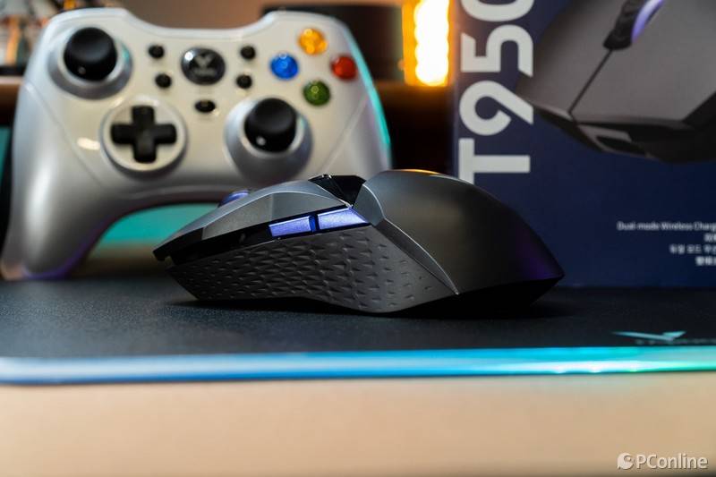 全新升级的4K屏显“超跑”，雷柏VT950Pro无线游戏鼠标评测_配置_滚轮_支持