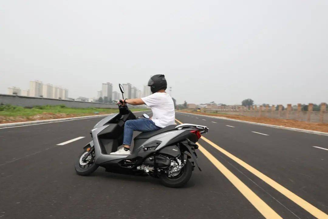 志同道不合的欢喜冤家——大阳VPS125对比评测_搜狐汽车_搜狐网