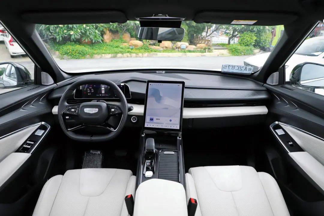 10万要啥有啥！1.5T 188马力，6L油耗，谁还选合资？_搜狐汽车_搜狐网