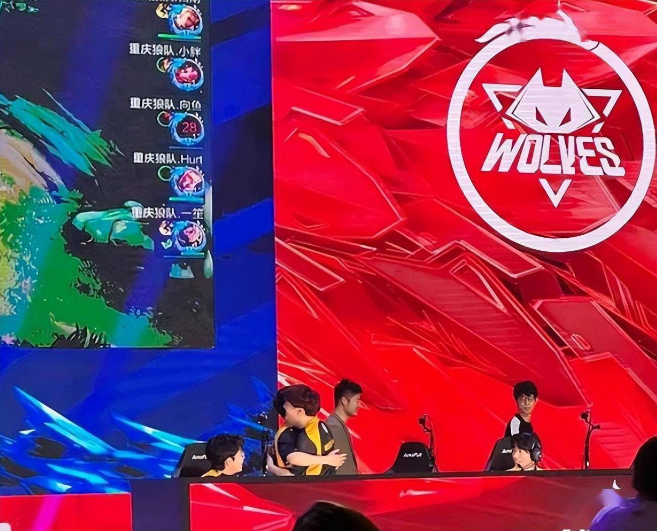 AG3-1狼队保住S组，刺痛MVP完美退役，AG水晶名刀附体请神梦泪-搜狐大视野-搜狐新闻