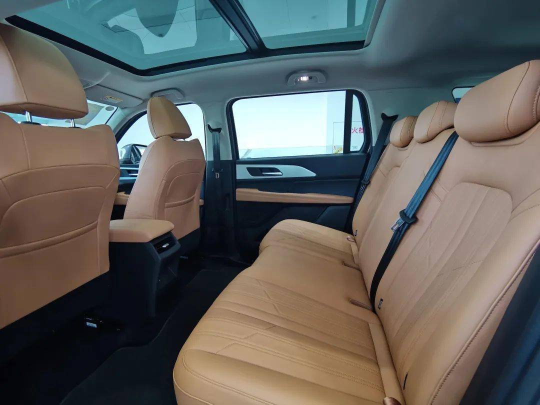 再度拿捏“爆款”命脉！哈弗全尺寸SUV12.28万起能卖爆？_搜狐汽车_搜狐网