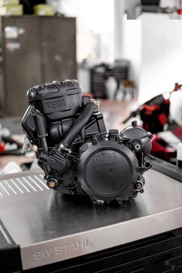 这才叫滑胎！700二冲大单缸GasGas“EC700 | 每日一车_搜狐汽车_搜狐网