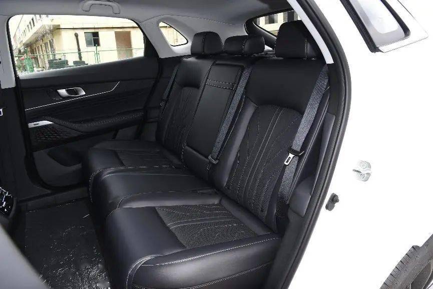 全系2.0T＋爱信8AT，CR-V价格买冠道空间，大5座SUV看它们！_搜狐汽车_搜狐网