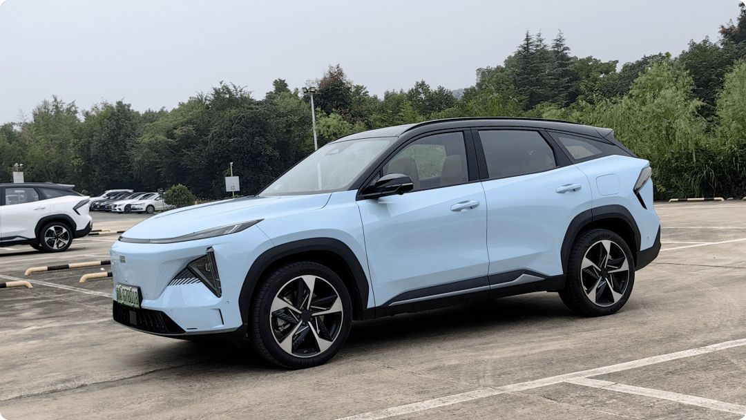 惊喜与惊吓并存！吉利银河L7高速NOA智能驾驶实测_搜狐汽车_搜狐网