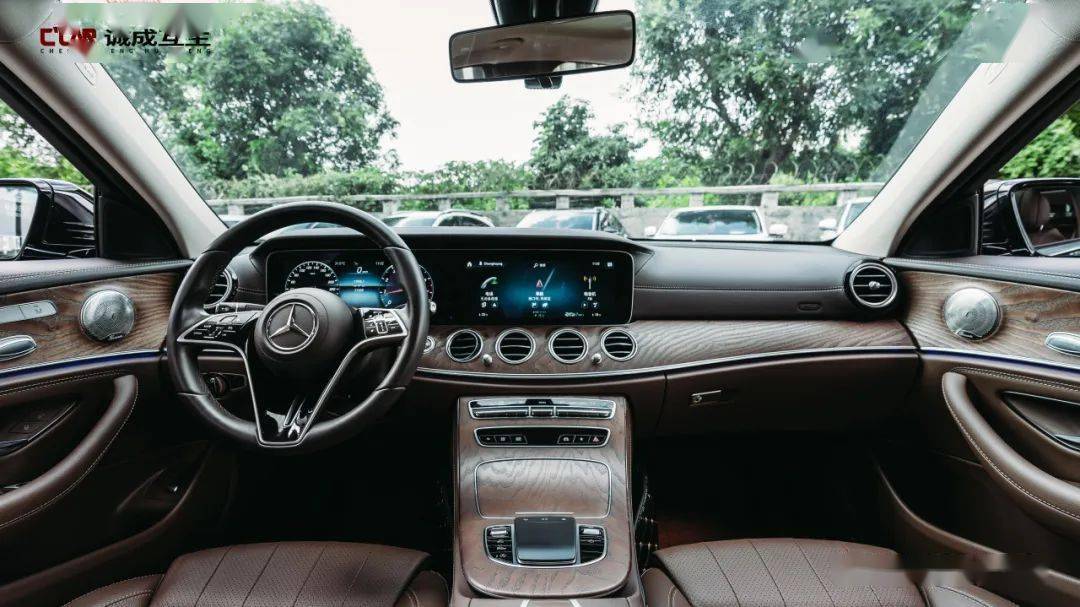 (最新到店)美学+豪华“E”术，还带龙膜，仅30几万！【奔驰E级 2022款 E260L】_搜狐汽车_搜狐网