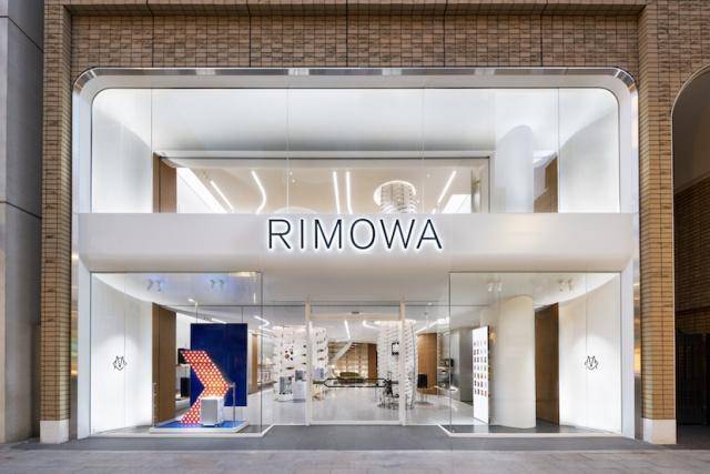 RIMOVA在银座开了日本首间旗舰店，还联合AMBUSH设计了全新的旅行小配件_文化_空间_东京