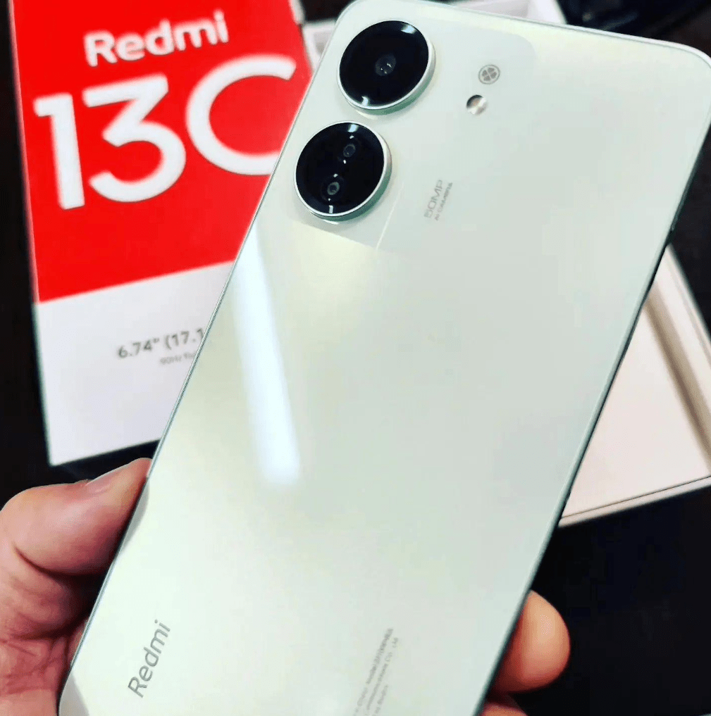 Redmi 13C 真机曝光，预计 11 月海外发布_机型_部分_规格