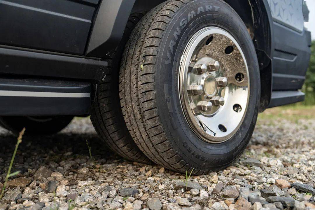 瑞弗启界R900 多变空间高效布局 精致细腻内饰 自由舒适之旅_搜狐汽车_搜狐网