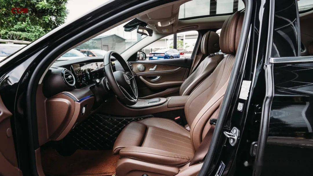 有“E”说“E”，这辆豪华C级车，真的又新又划算！【奔驰E级 2022款 E260L】_搜狐汽车_搜狐网