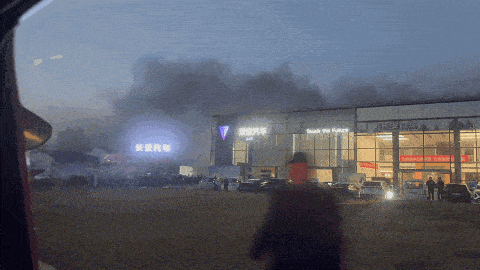 【安全生产】一秒引燃！冬季小心突然来“电”！_静电_火灾_衣物