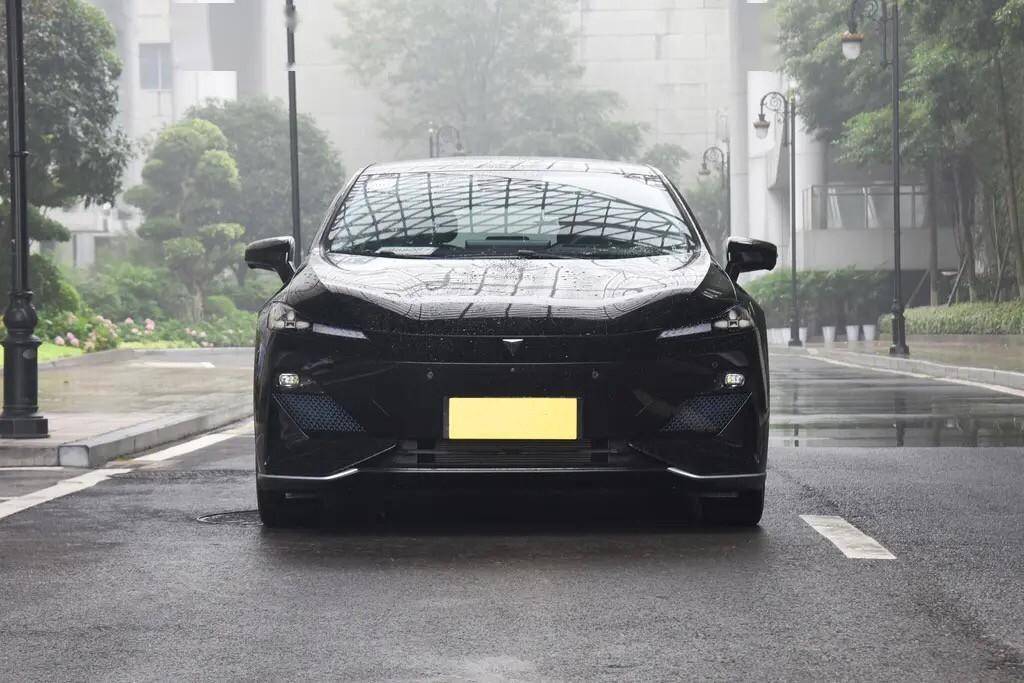 解读深蓝SL03，14.59万起，综合续航可达1200km，年轻人首选？_搜狐汽车_搜狐网