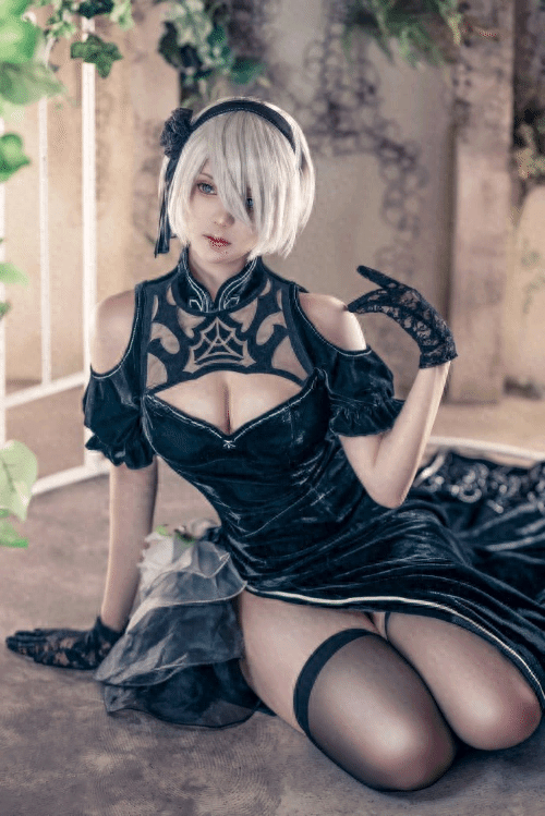 《尼尔》2BCOS：还原度爆棚身材亦媲美_人气_Coser_服饰